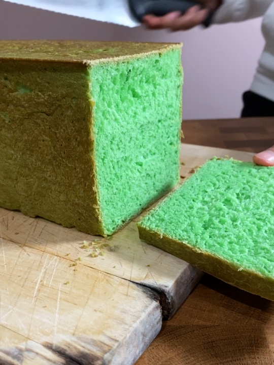 Pandan Pandesal Loaf (Day 1 of Bread Challenge) - Jeanelleats Food and ...