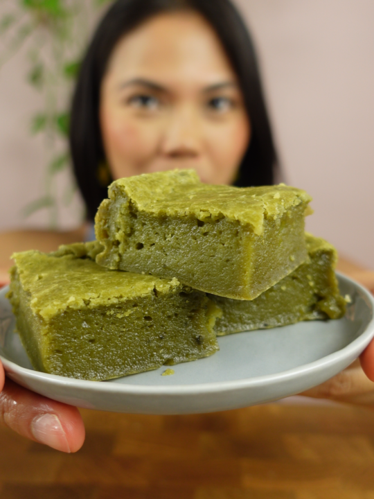 Matcha Butter Mochi - Jeanelleats Food and Travel Blog
