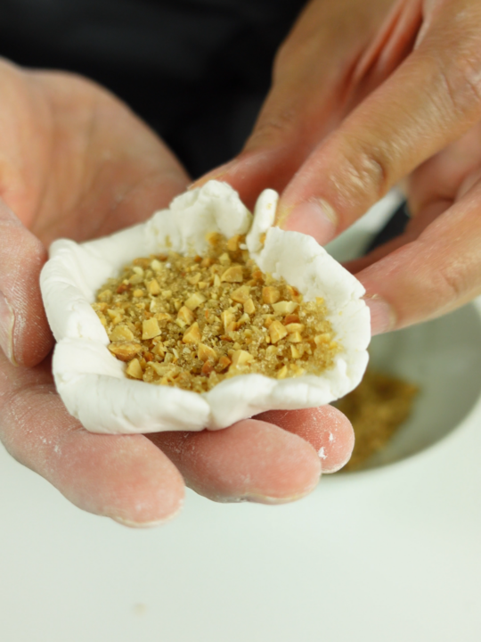 Peanut Stuffed Sticky Rice (Filipino Masi) - Jeanelleats Food and ...