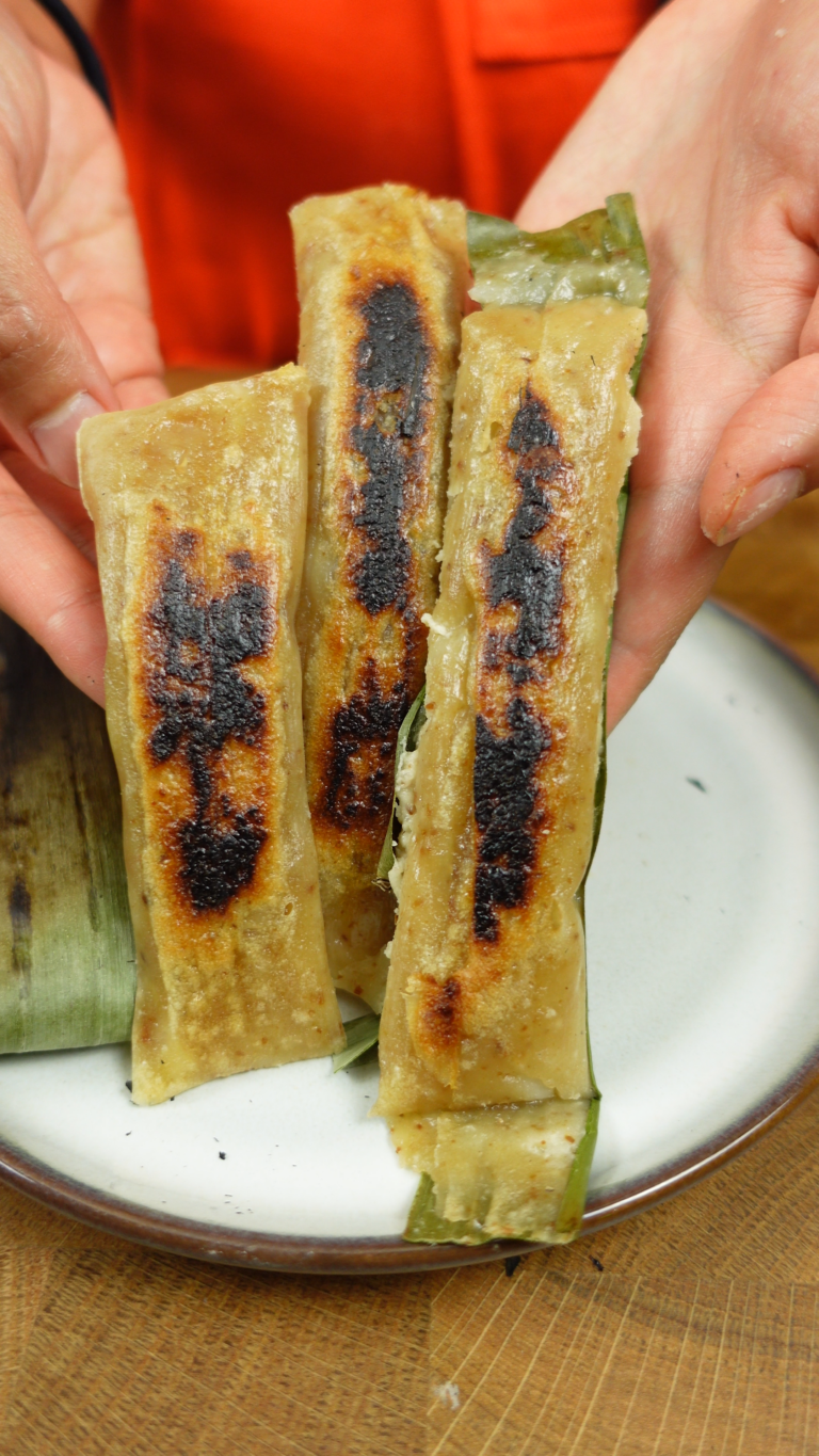 Tupig (Roasted Sticky Rice) - Jeanelleats Food and Travel Blog