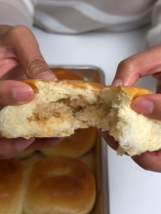 Pan De Coco Recipe - How To Make Filipino Sweet Coconut Bread ...