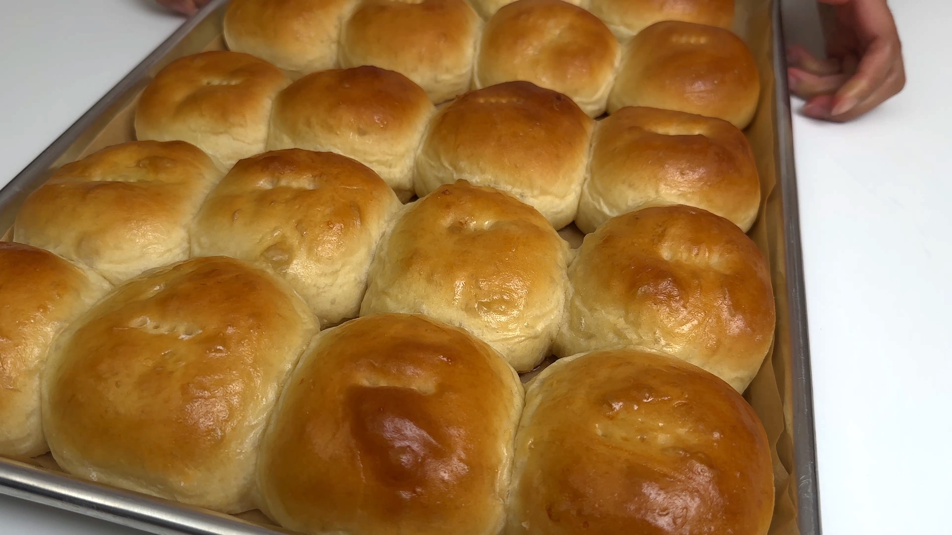 Pan De Coco Recipe - How To Make Filipino Sweet Coconut Bread ...