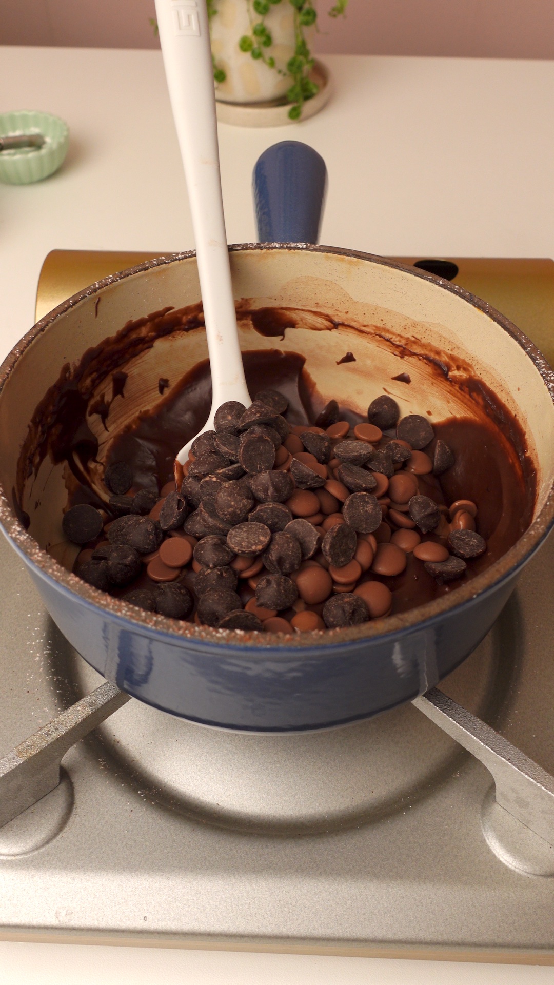 Chocolate Cornet - Jeanelleats Food and Travel Blog