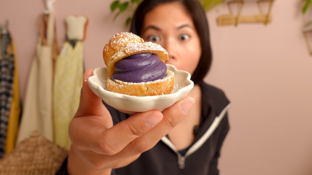 Ube Cream Puff - Jeanelleats Food and Travel Blog