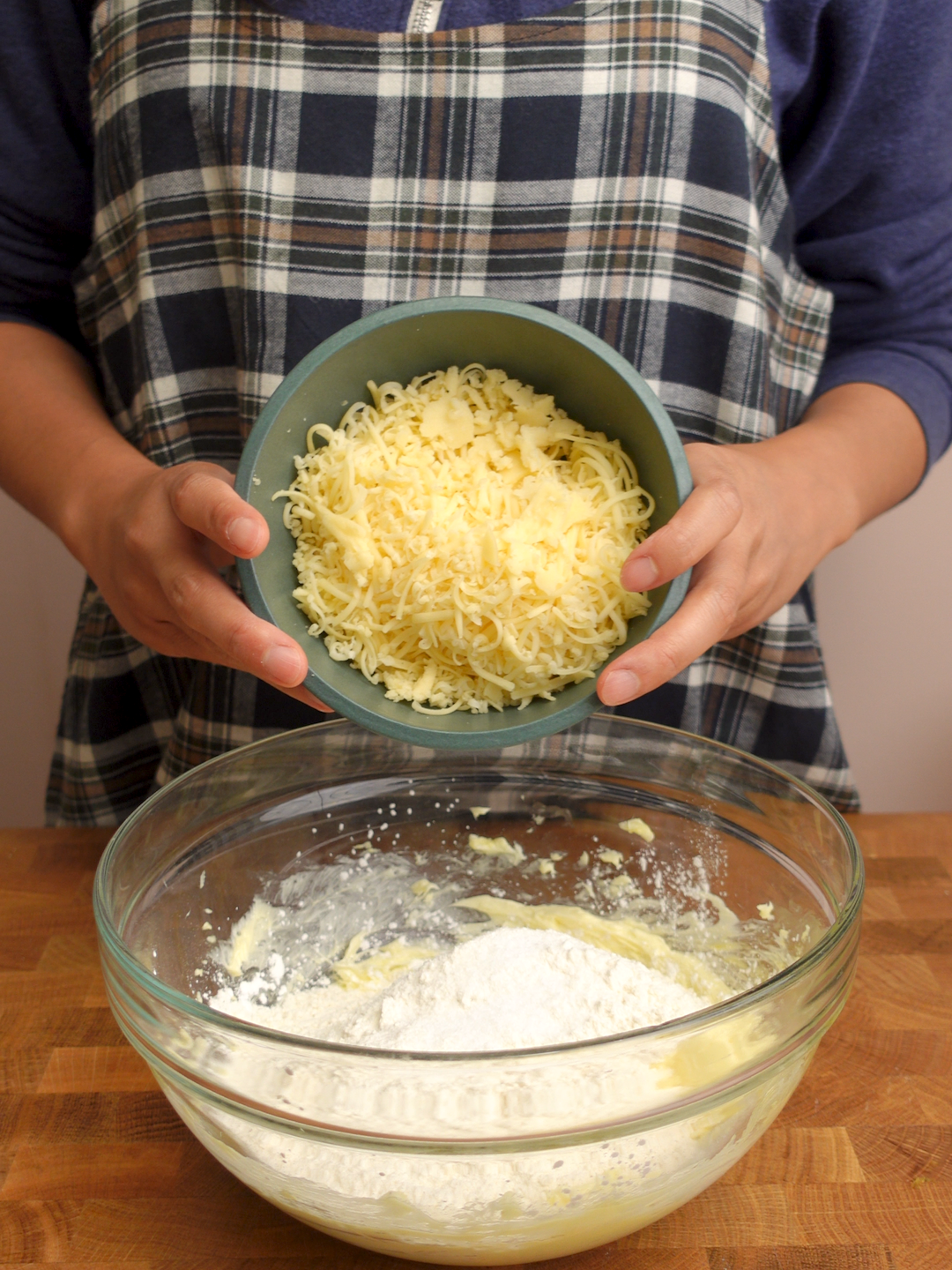 Savory Cheese Cookies (Kastengel) - Jeanelleats Food and Travel Blog
