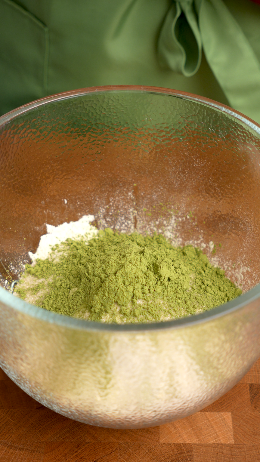 Moringa Bread Recipe - Jeanelleats Food and Travel Blog