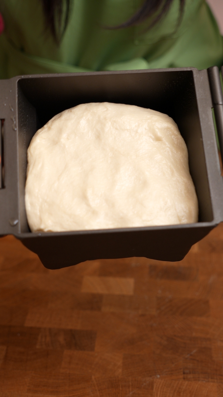 Cat-Shaped Bread Loaf - Jeanelleats Food and Travel Blog