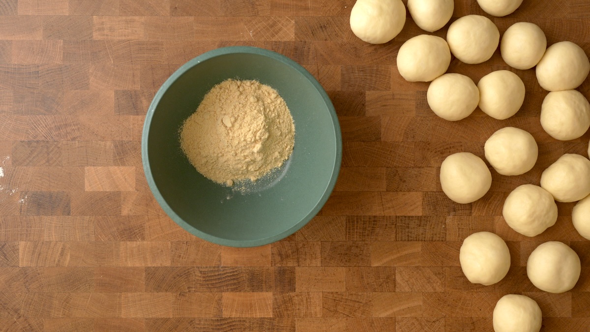 Pandesal Recipe - Jeanelleats Food and Travel Blog
